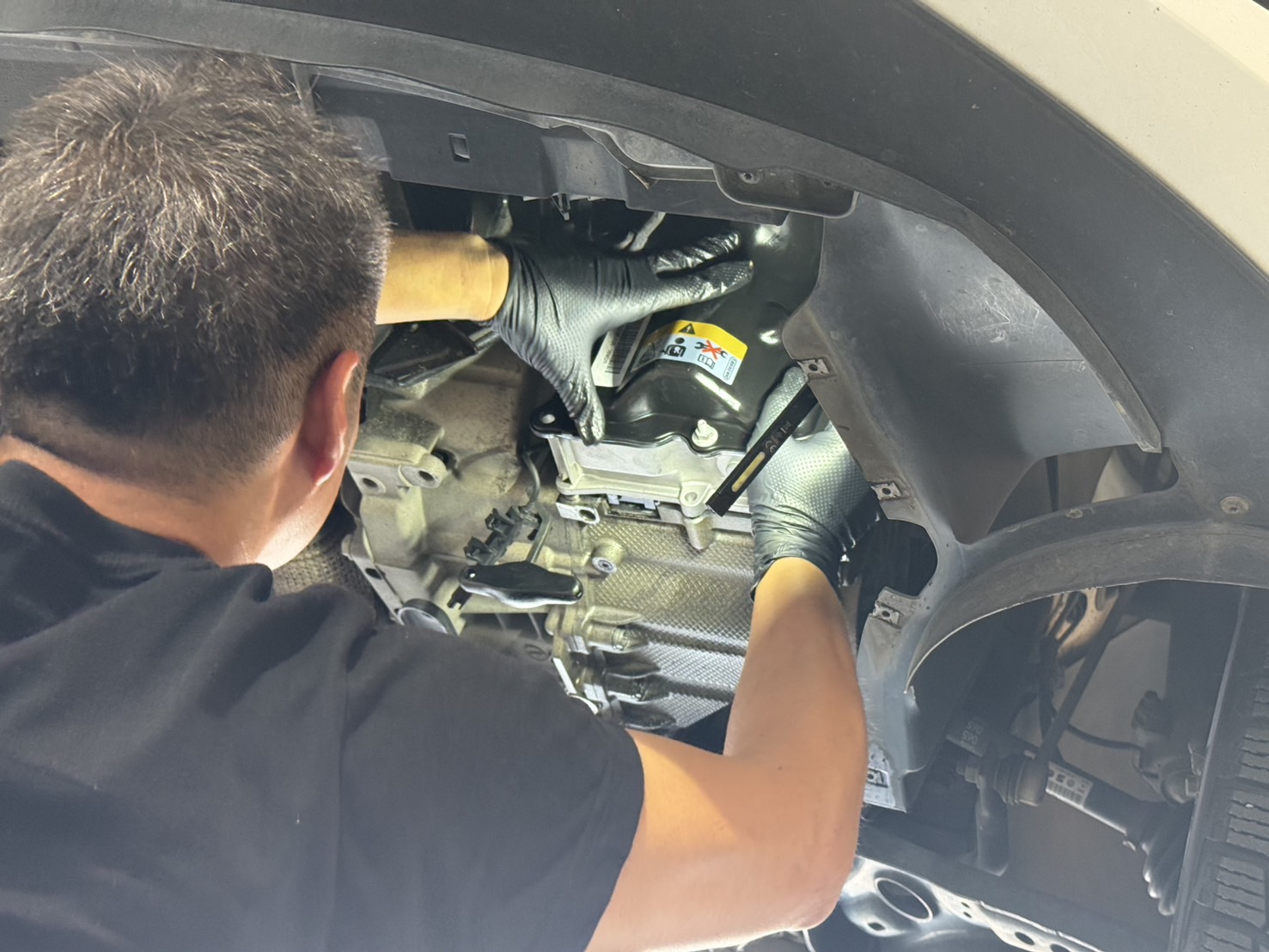 Inside the Shop: Rebuilding DSG Mechatronics Volkswagen情報サイト